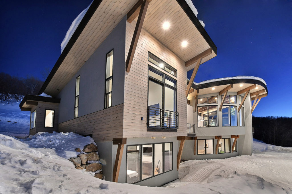 Contemporary Custom Build Home Design - By Purcell Homes
